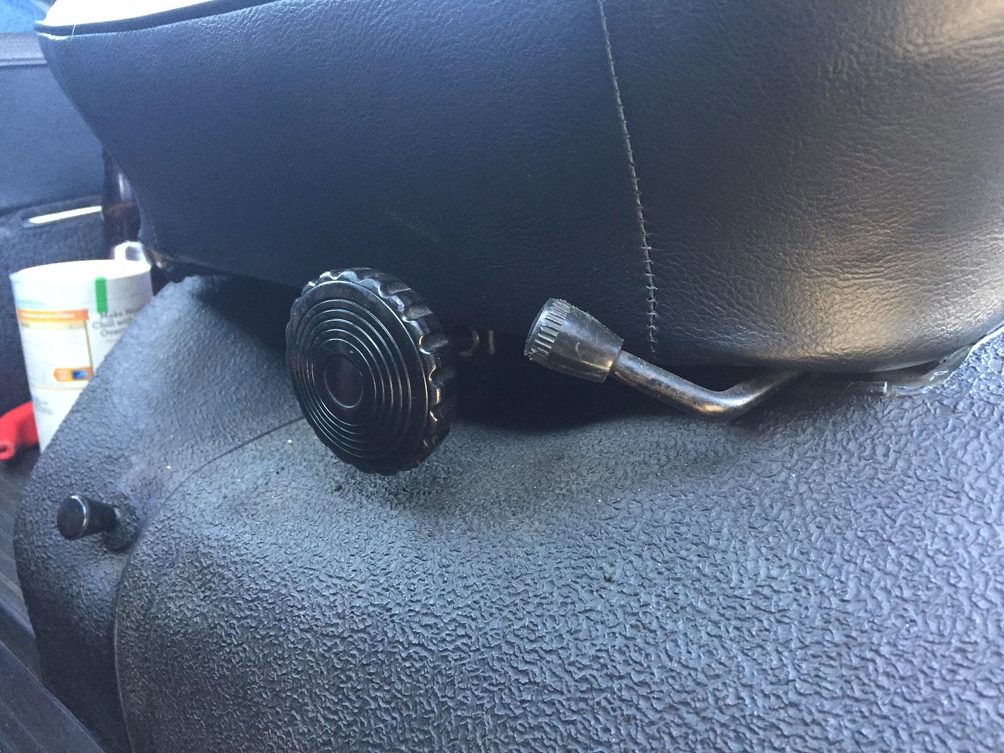 TheSamba.com :: Bay Window Bus - View topic - Driver seat backrest ...