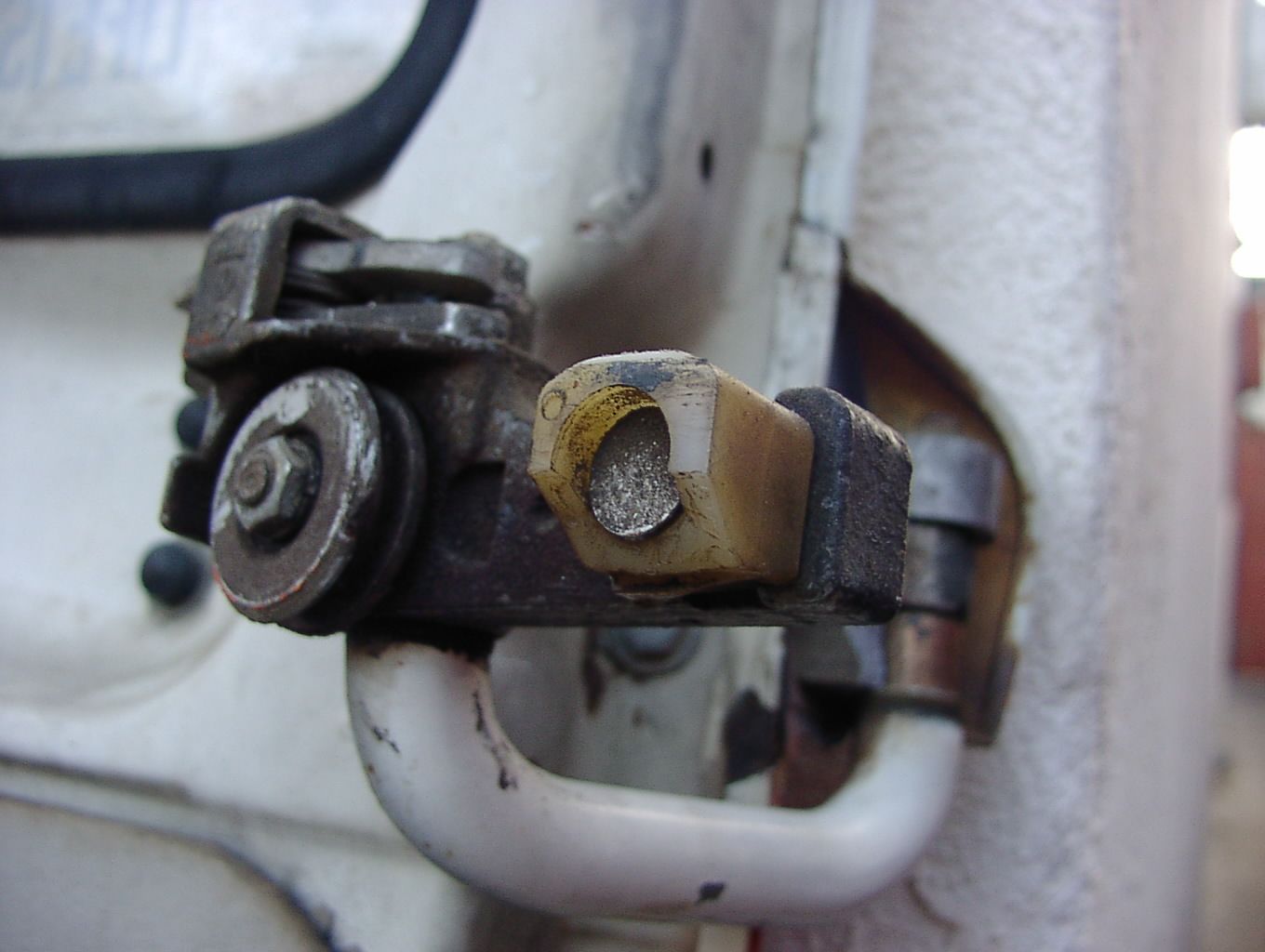 TheSamba.com :: Bay Window Bus - View topic - Sliding Door Latches on ...